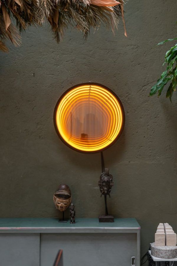 Anime mirror by Tommaso Spinzi - Italian collectible design